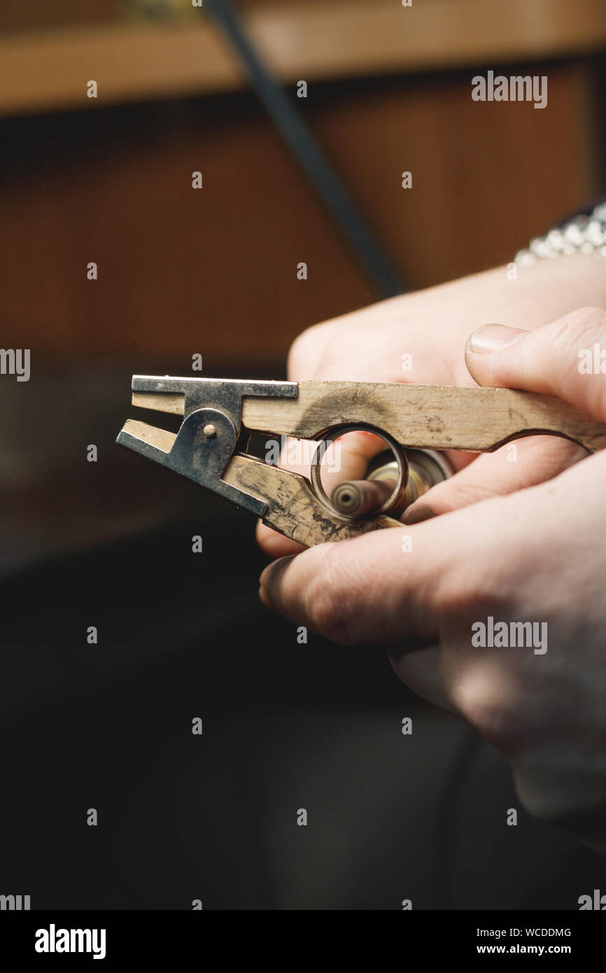 Cutting cigar hi-res stock photography and images - Alamy
