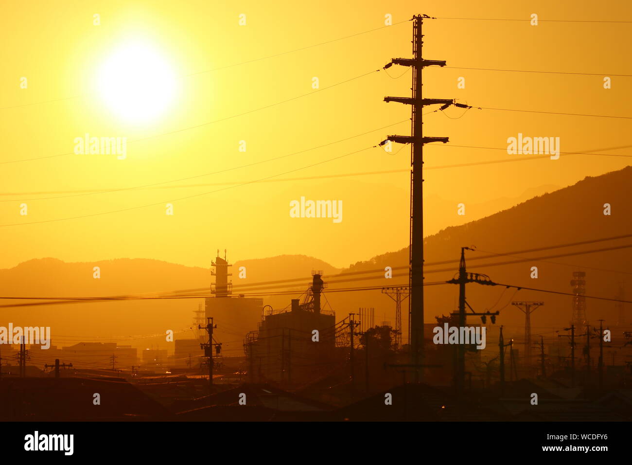 Electricity pylon japan hi-res stock photography and images - Alamy