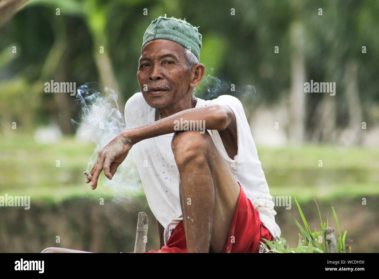 the faces of the villagers Stock Photo - Alamy
