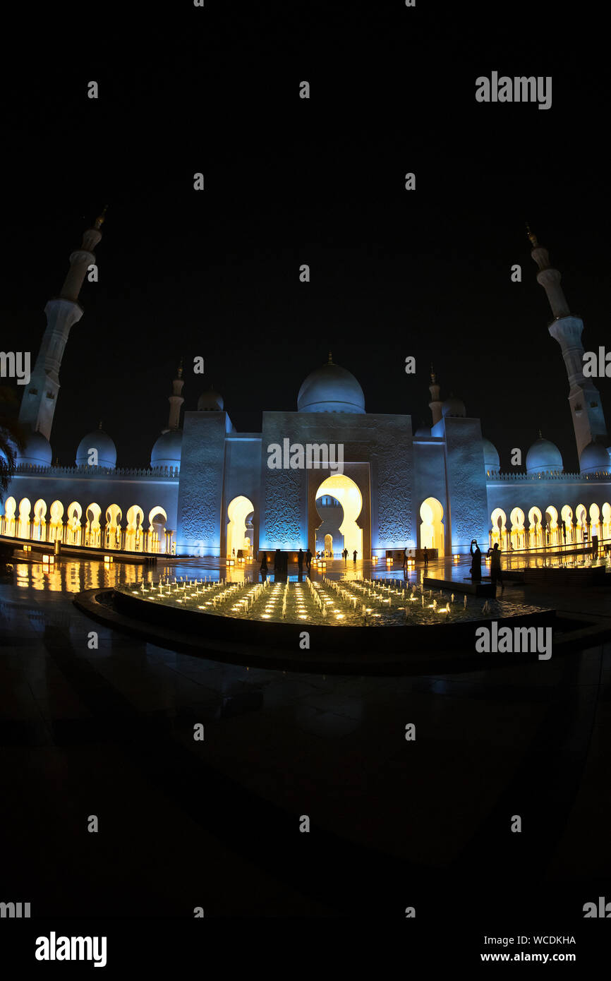 The image of Sheikh Zayed Grand Mosque is located in Abu Dhab, UAE ...