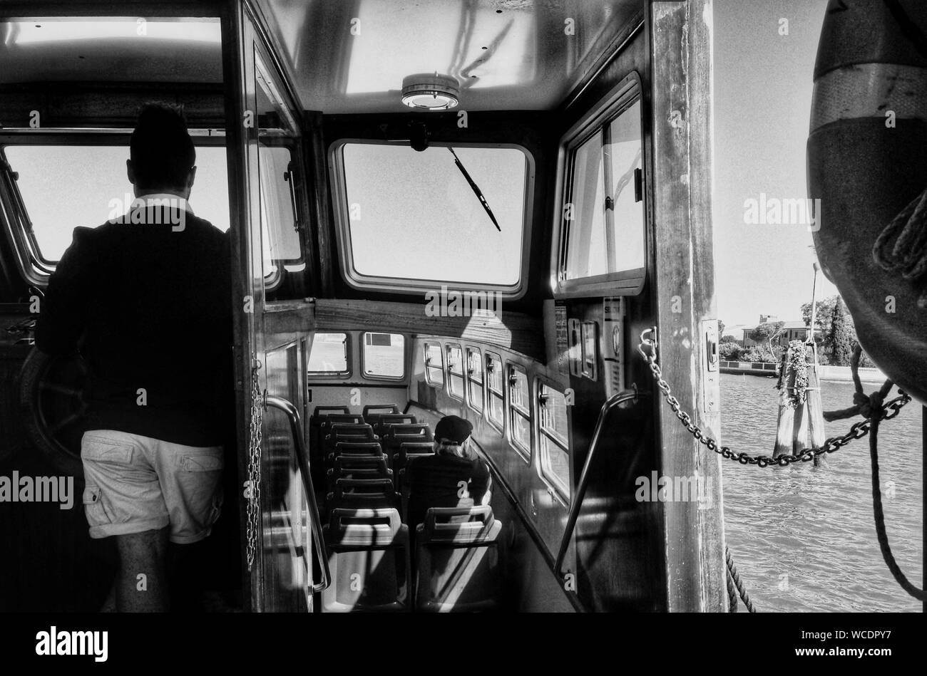 Ship length view hi-res stock photography and images - Alamy