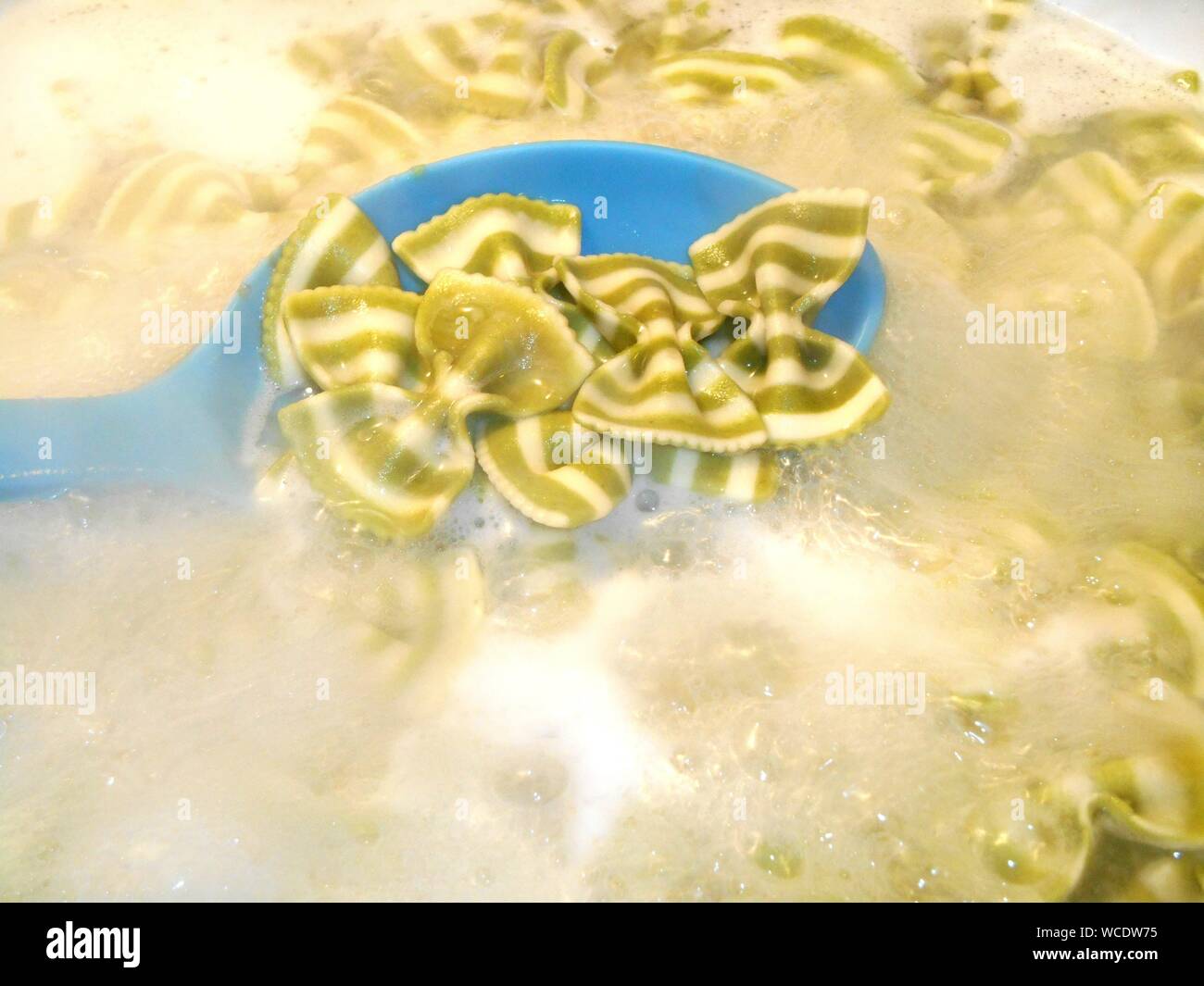 Cooking water hi-res stock photography and images - Alamy