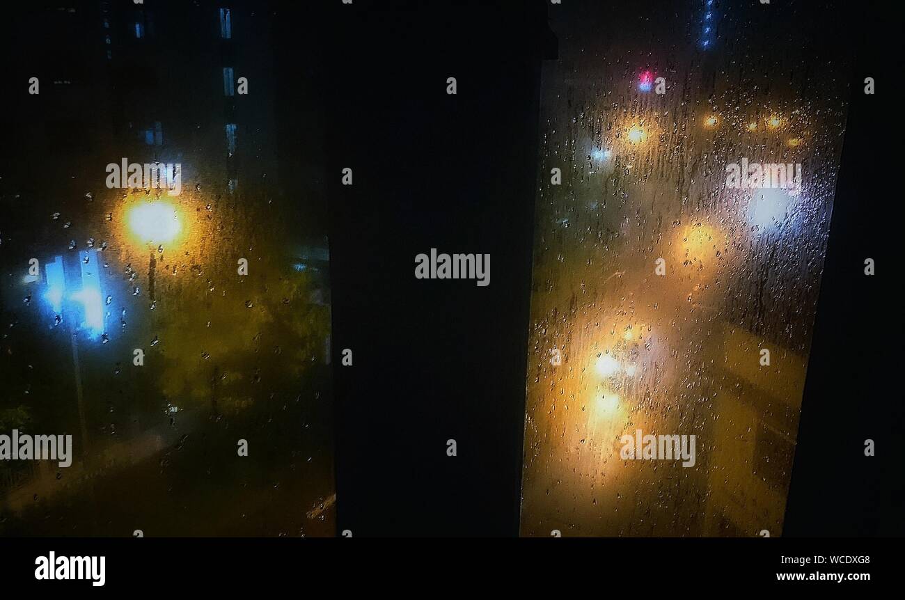 Rainy weather windows hi-res stock photography and images - Alamy