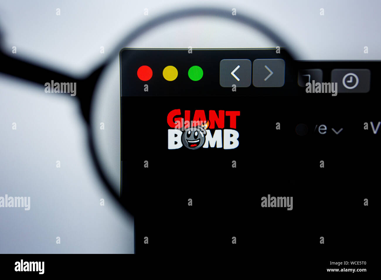 Giant Bomb Logo