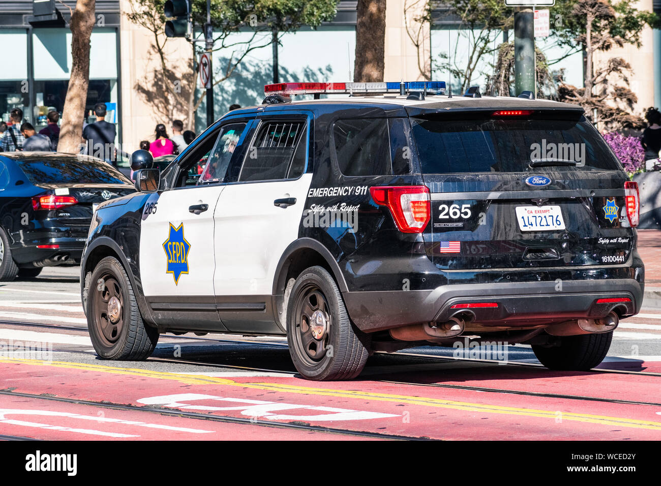 Sfpd vehicle hi-res stock photography and images - Alamy