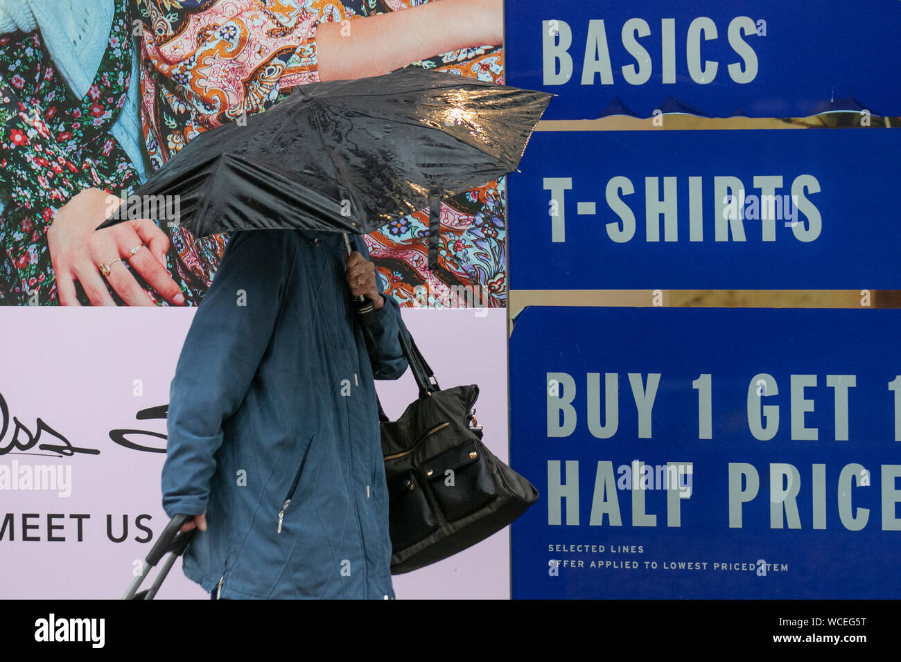 Preston, Lancashire. UK Weather 28th Aug 2019. Sizzling summer comes to ...