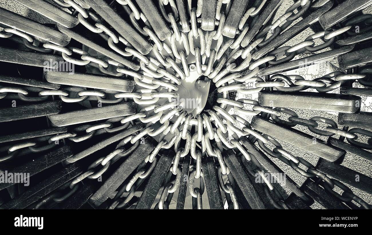 Person chain hi-res stock photography and images - Alamy