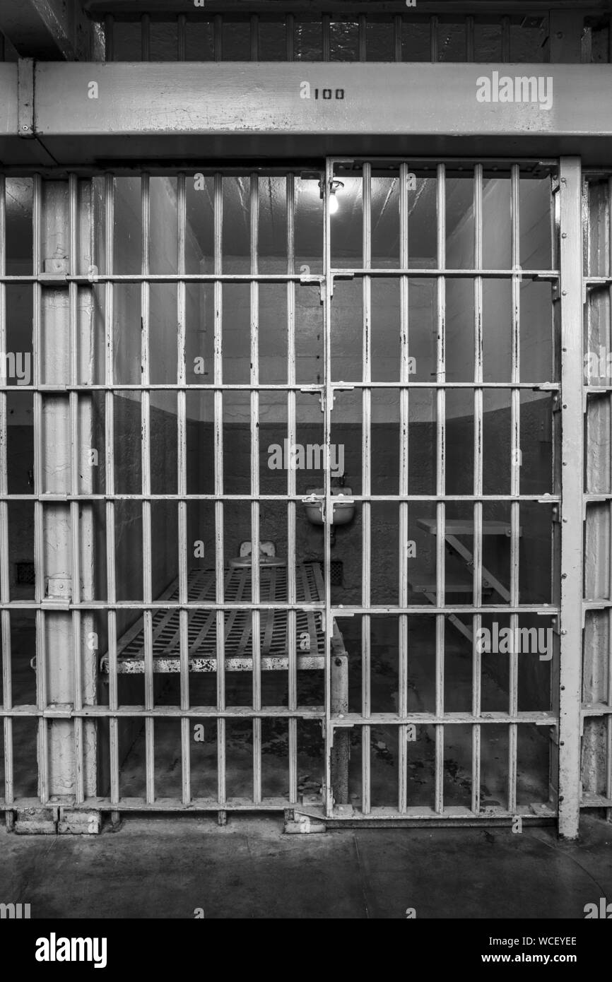 Empty cell hi-res stock photography and images - Alamy