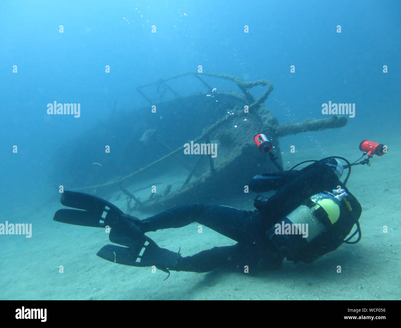 Scuba diving boat hi-res stock photography and images - Alamy