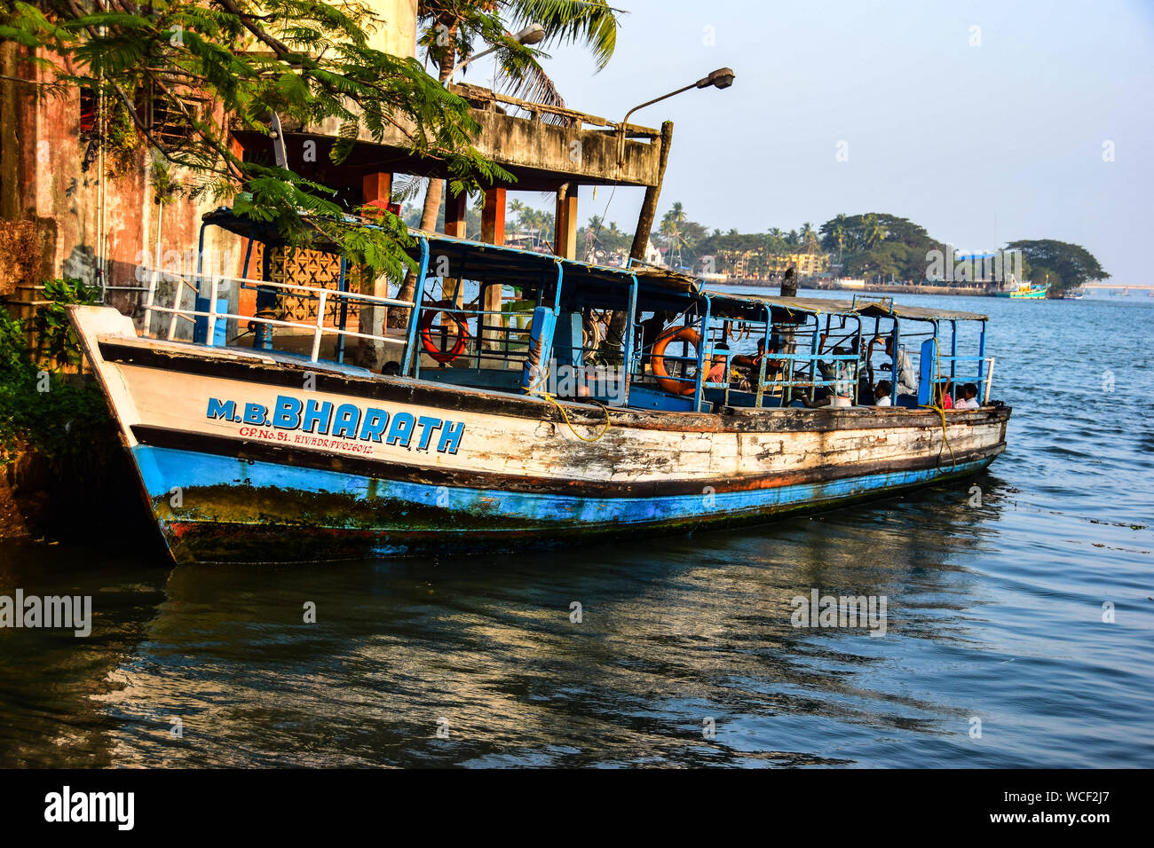 Ferry, Ferry Jetty, Fort Kochi, Cochin, India Stock Photo - Alamy