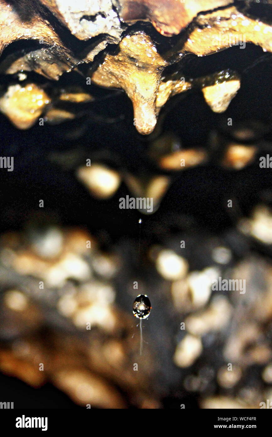 Falling air temperature hi-res stock photography and images - Alamy