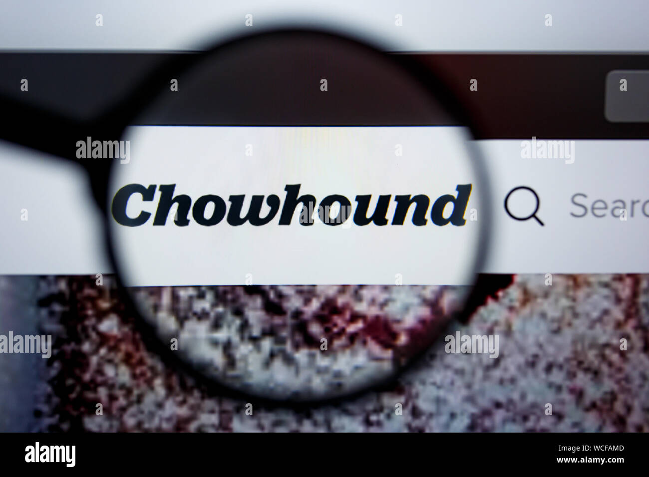 Chowhound hi-res stock photography and images - Alamy