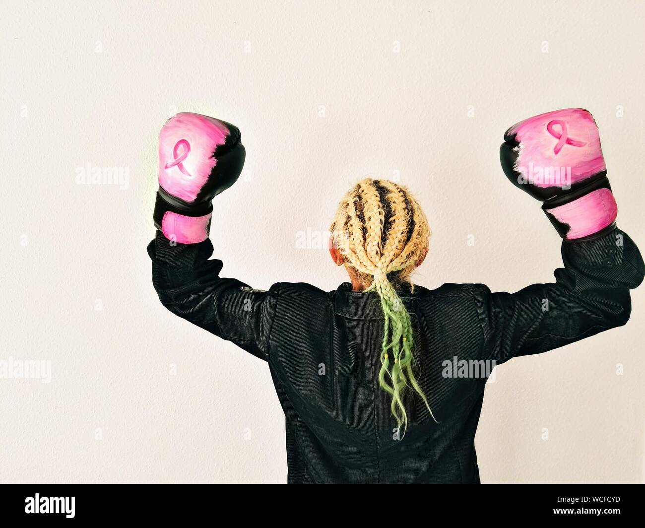 Boxing braids hi-res stock photography and images - Alamy