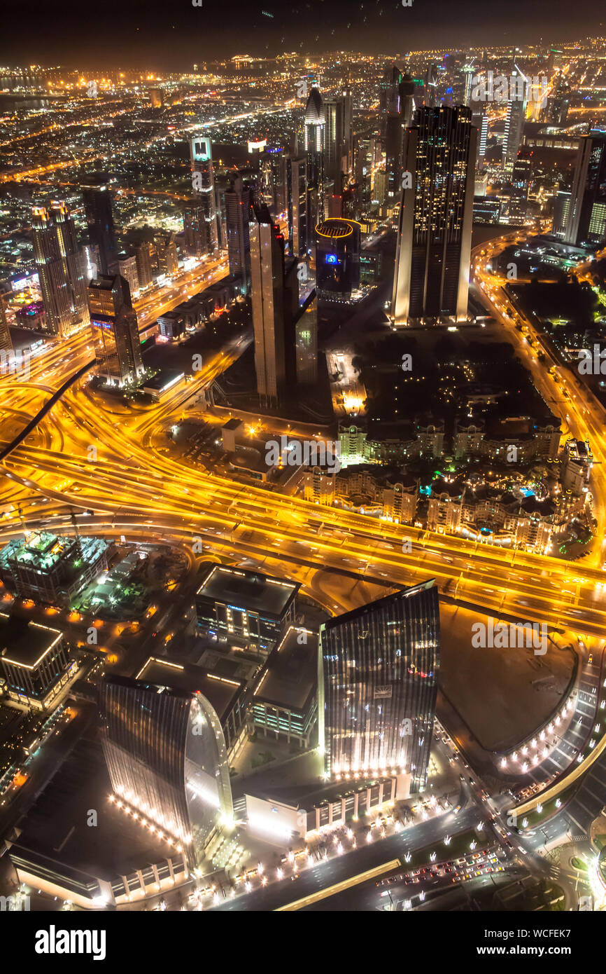 Illuminate architecture hi-res stock photography and images - Alamy