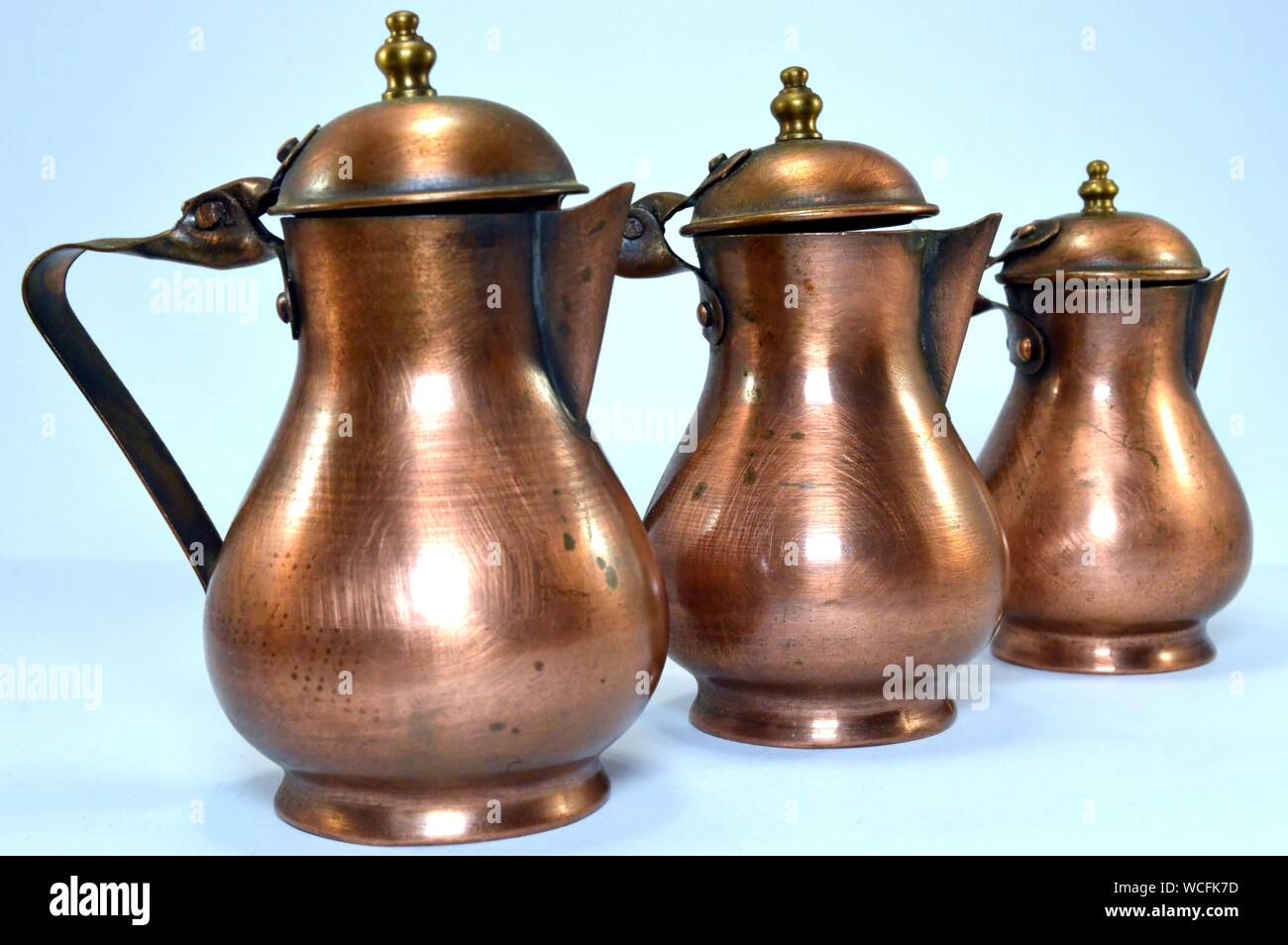 Copper metal white background hi-res stock photography and images - Alamy