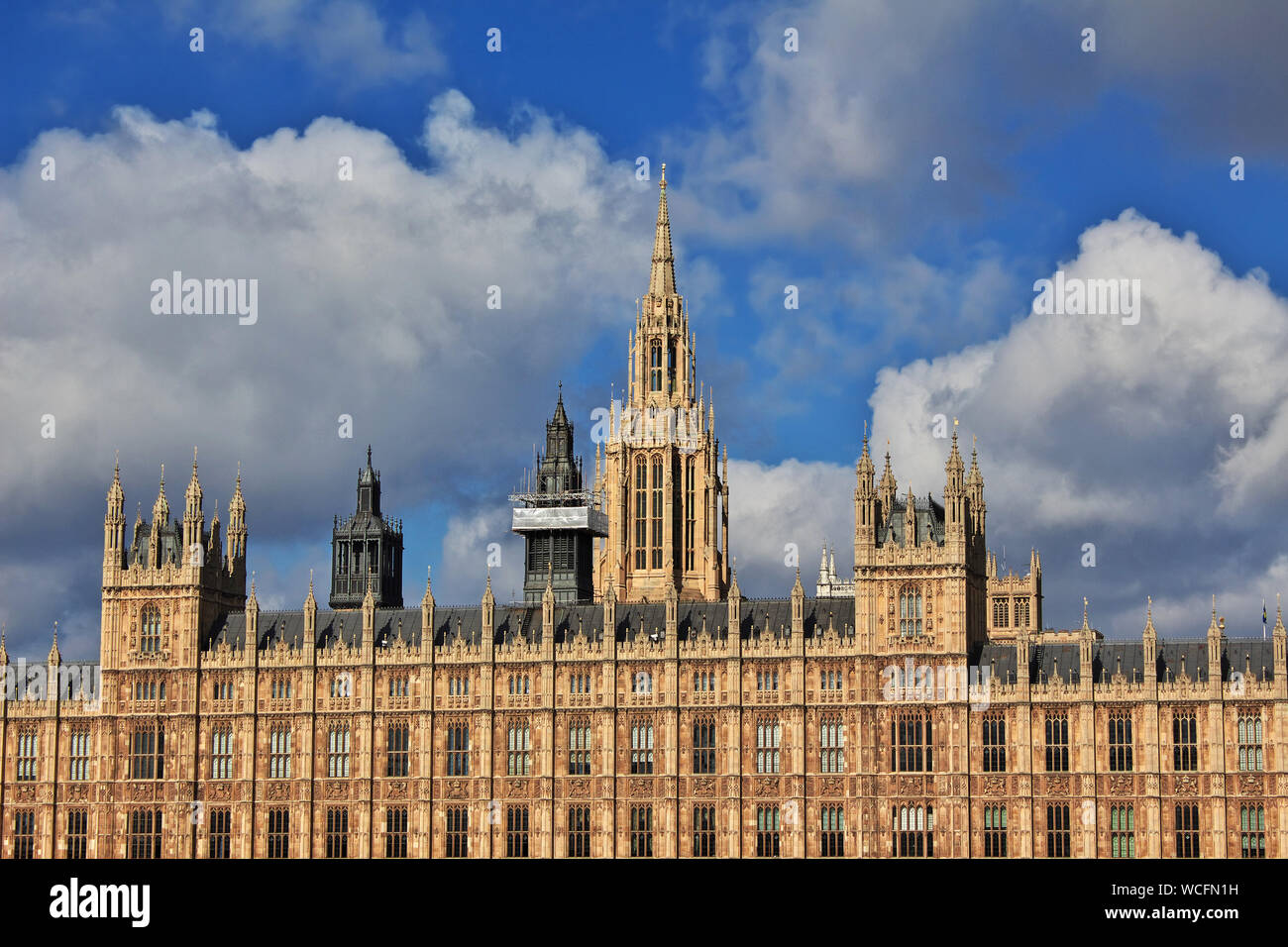 Aerial view parliament shard hi-res stock photography and images - Alamy