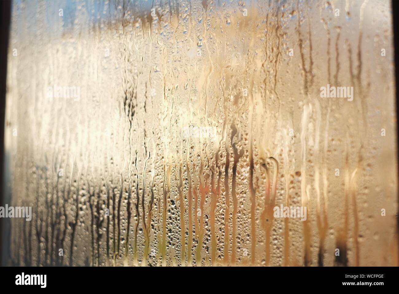Condensed glass window close up hi-res stock photography and images - Alamy
