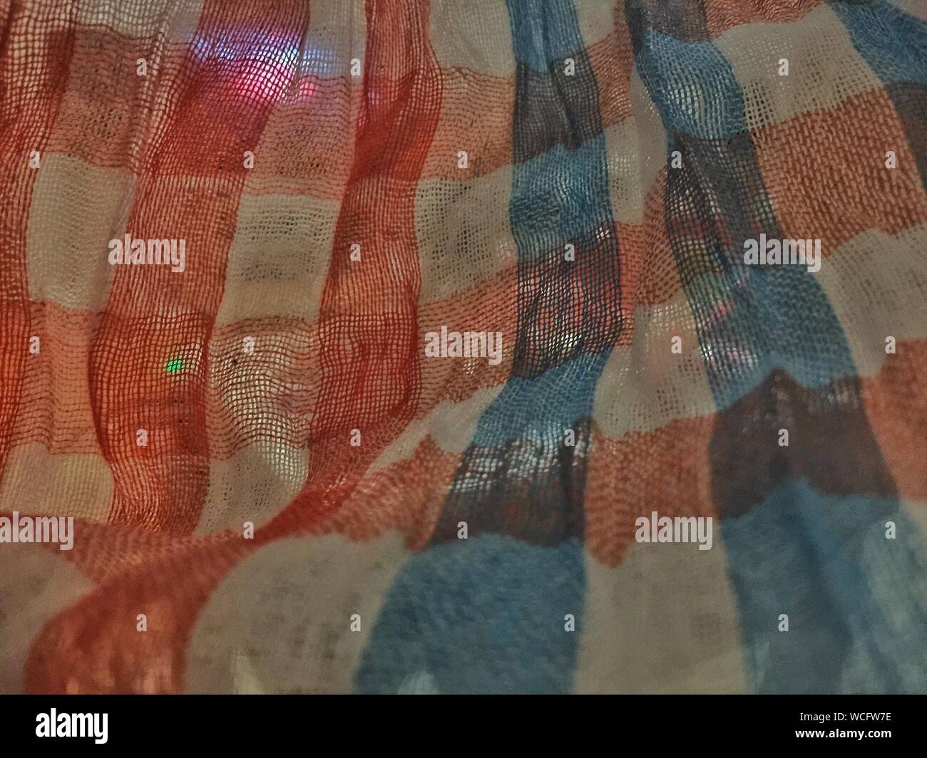 Wind clothing hi-res stock photography and images - Alamy