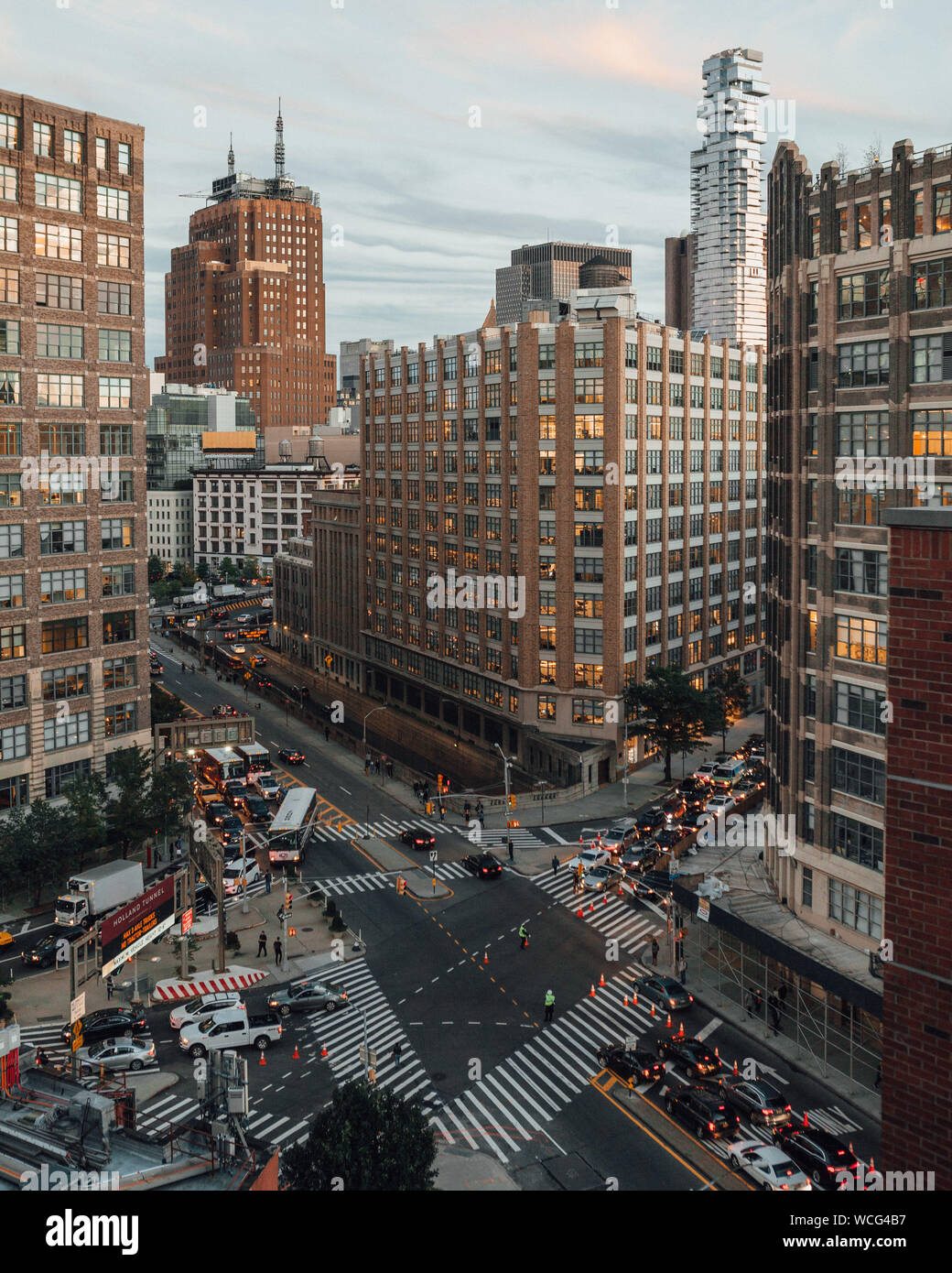 New york street high angle hi-res stock photography and images - Alamy