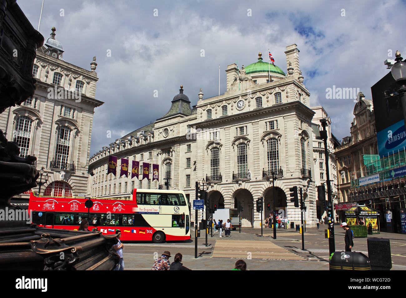 The building in Piccadilly, London city, England Stock Photo - Alamy