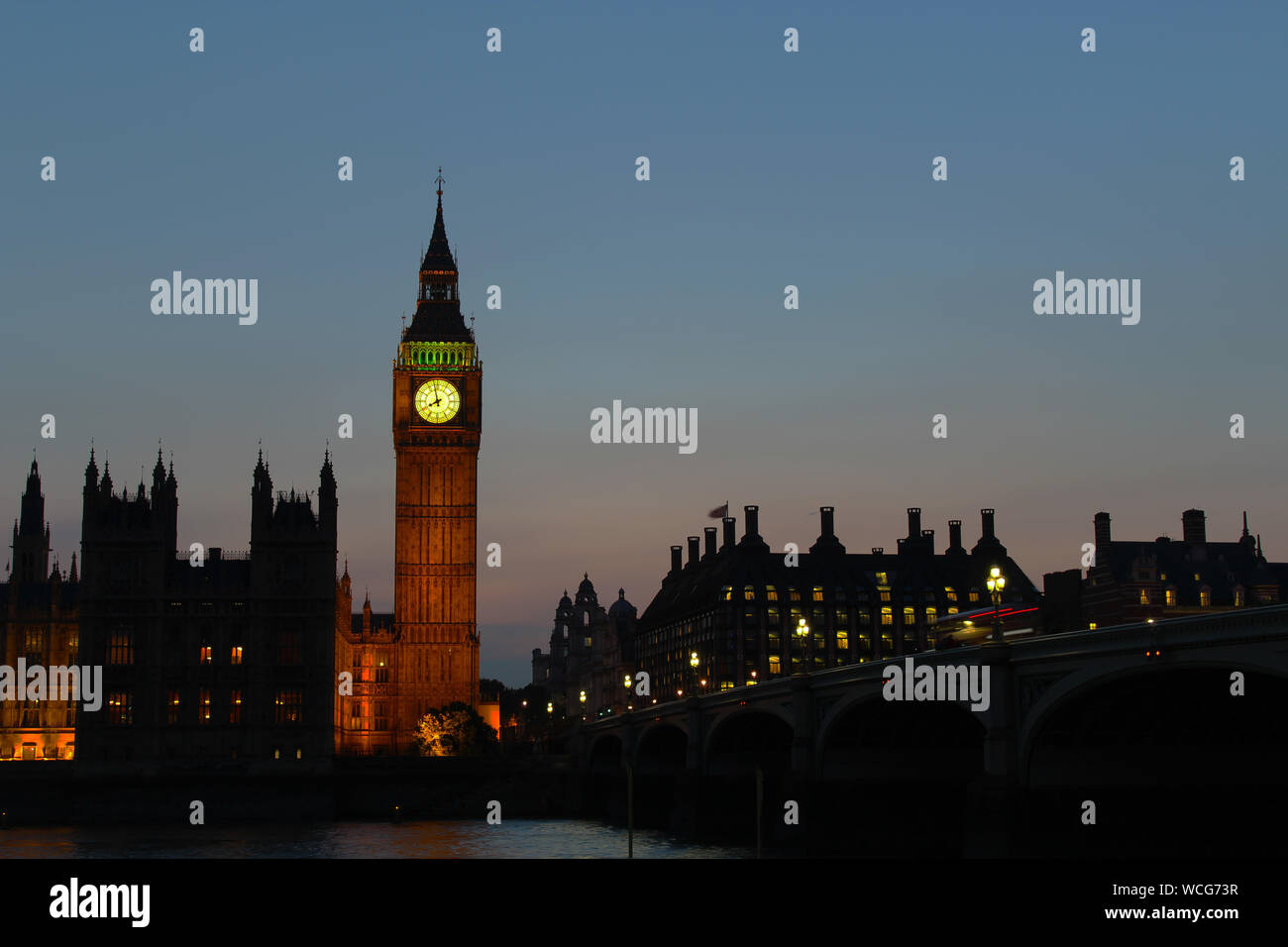 Illuminated clock tower hi-res stock photography and images - Alamy