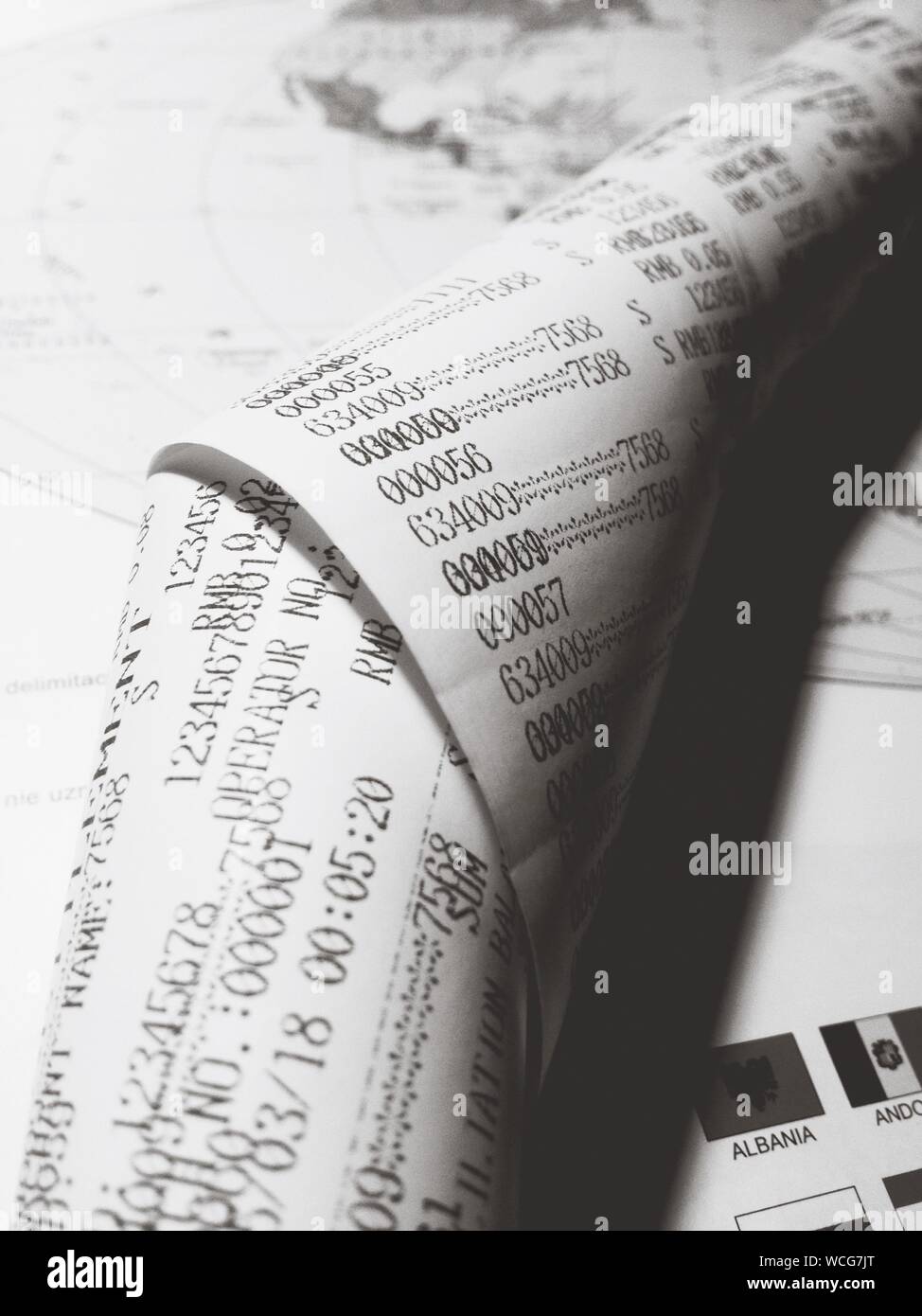 Retail receipts hi-res stock photography and images - Alamy