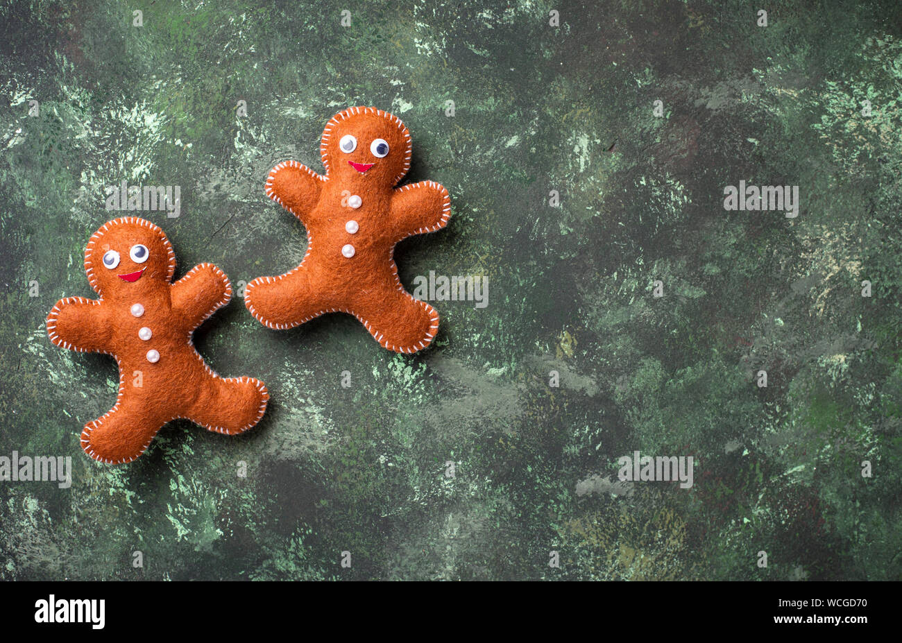 Flat green gingerbread man hi-res stock photography and images - Alamy