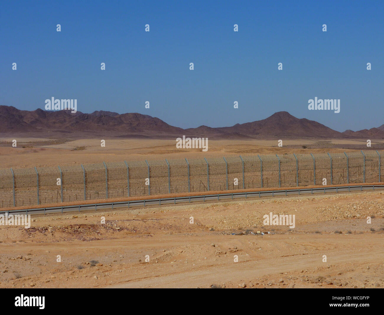 Arid border hi-res stock photography and images - Alamy