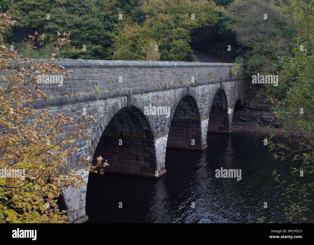 Old stone bridge over creek hi-res stock photography and images - Alamy