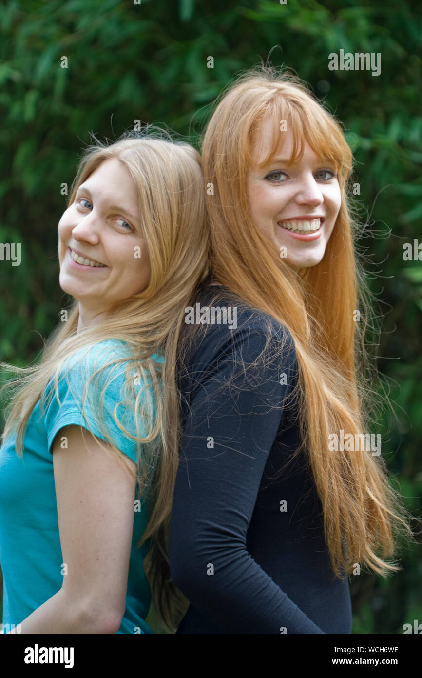 Back female hi-res stock photography and images - Alamy