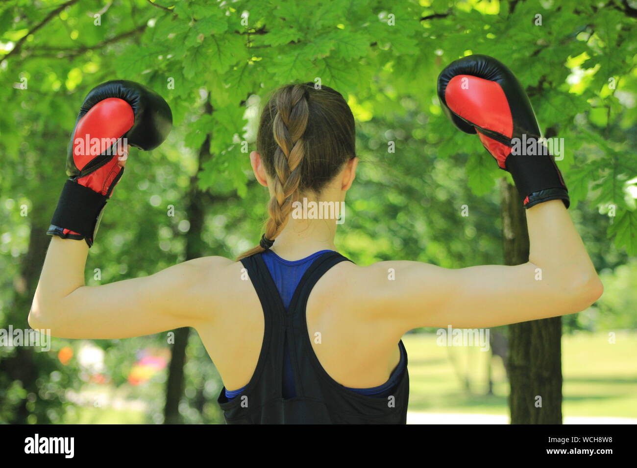 Female boxer hi-res stock photography and images - Alamy