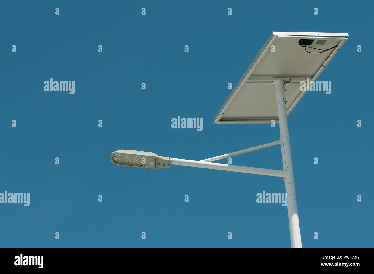 Solar panel street hi-res stock photography and images - Alamy