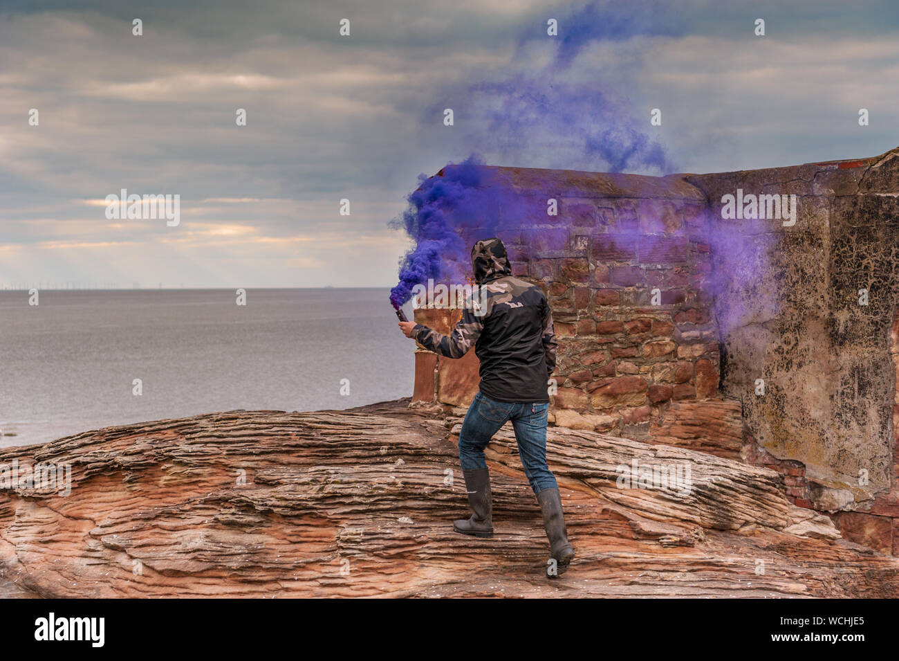 Holding flares hi-res stock photography and images - Alamy