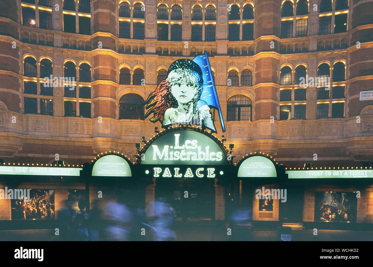 Les miserables palace theatre london hi-res stock photography and images - Alamy