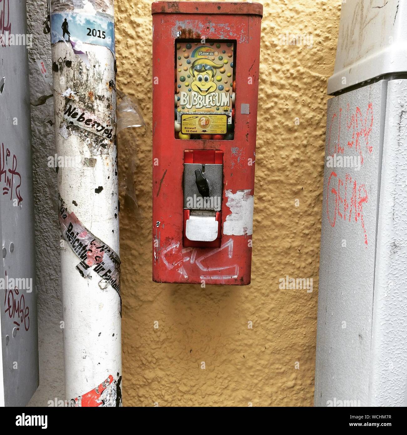 Red bubble hi-res stock photography and images - Alamy