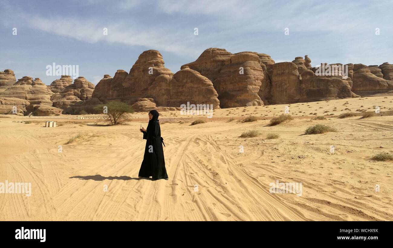 Full Burka High Resolution Stock Photography and Images - Alamy
