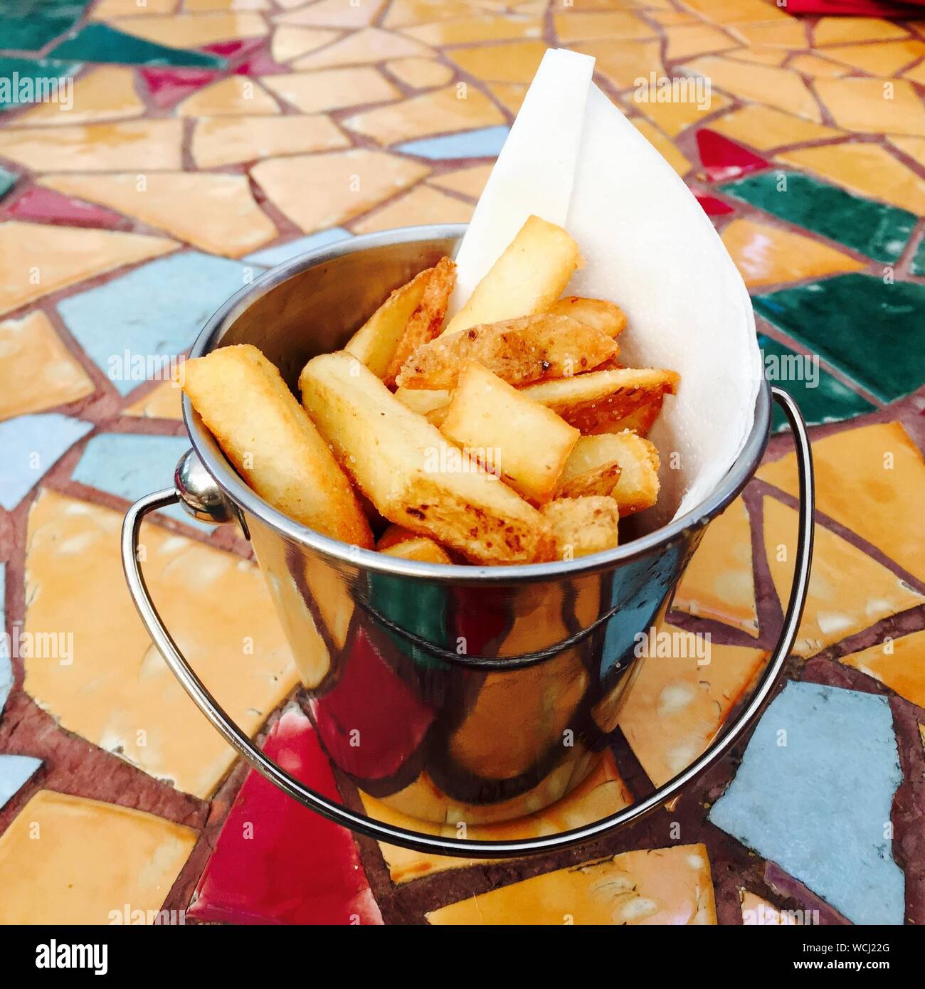 Bucket fries hi-res stock photography and images - Alamy
