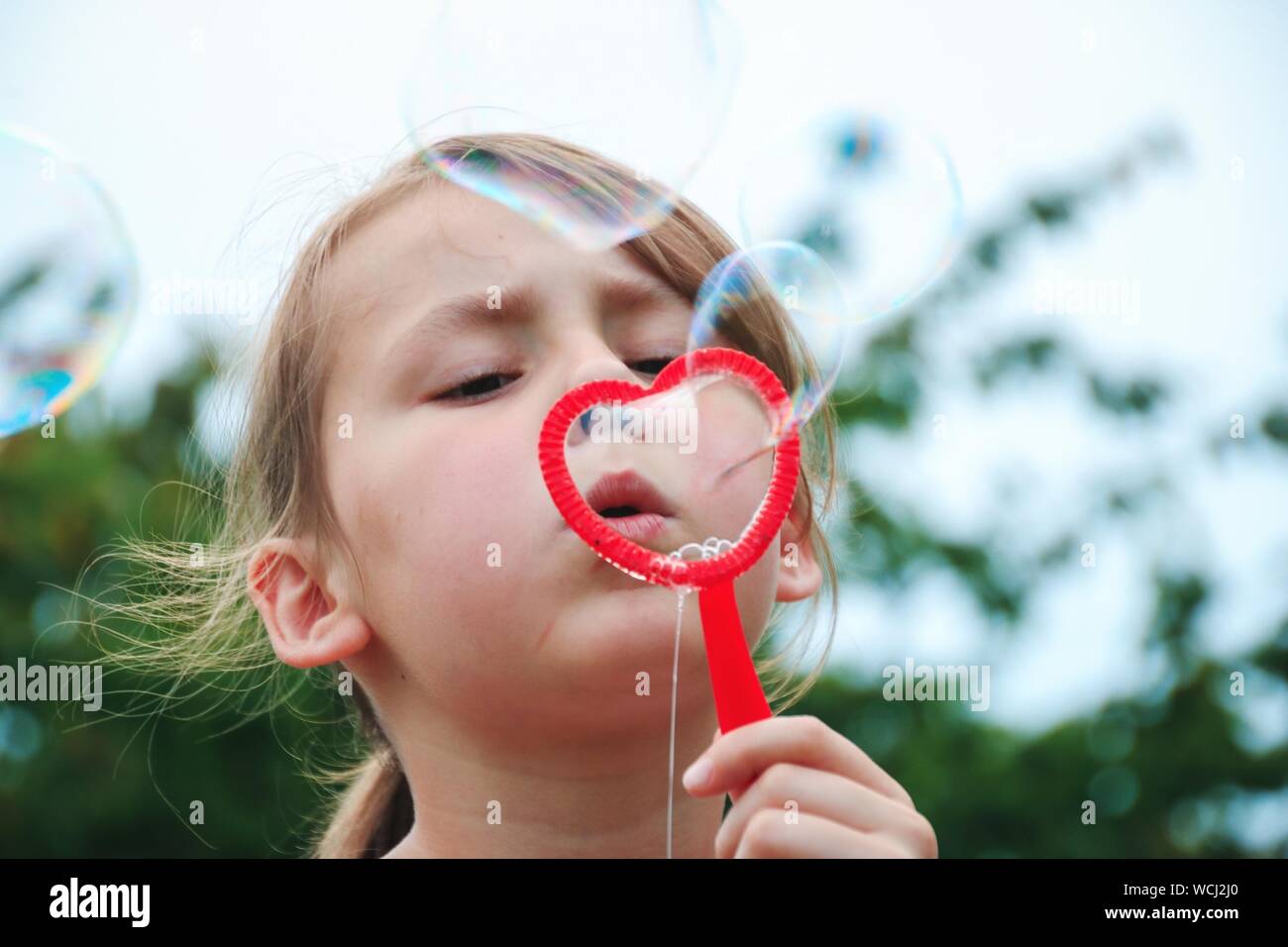 Bubbles heart hi-res stock photography and images - Alamy
