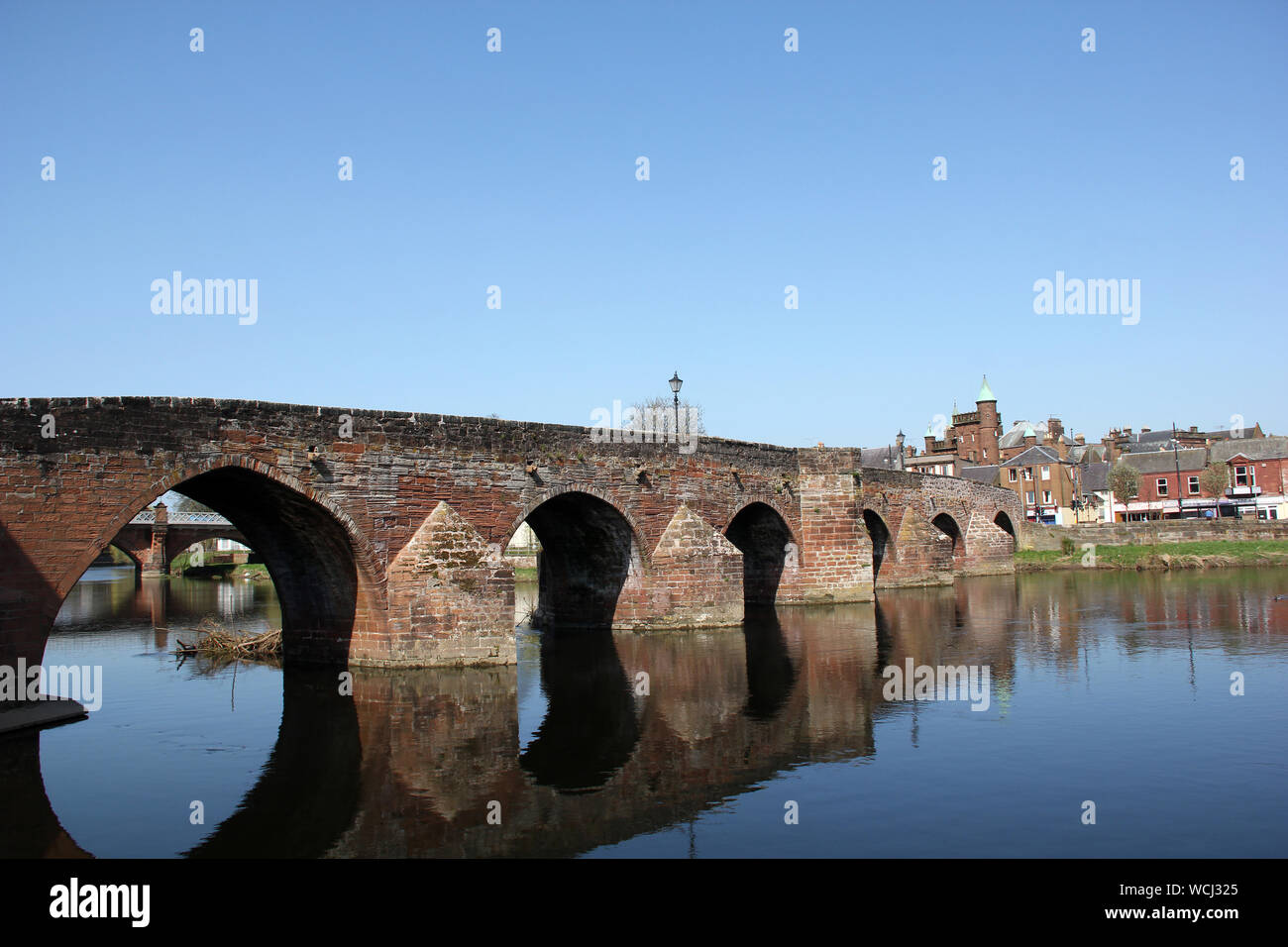 Bridge over River Nith in Dumfries, Scotland Stock Photo - Alamy