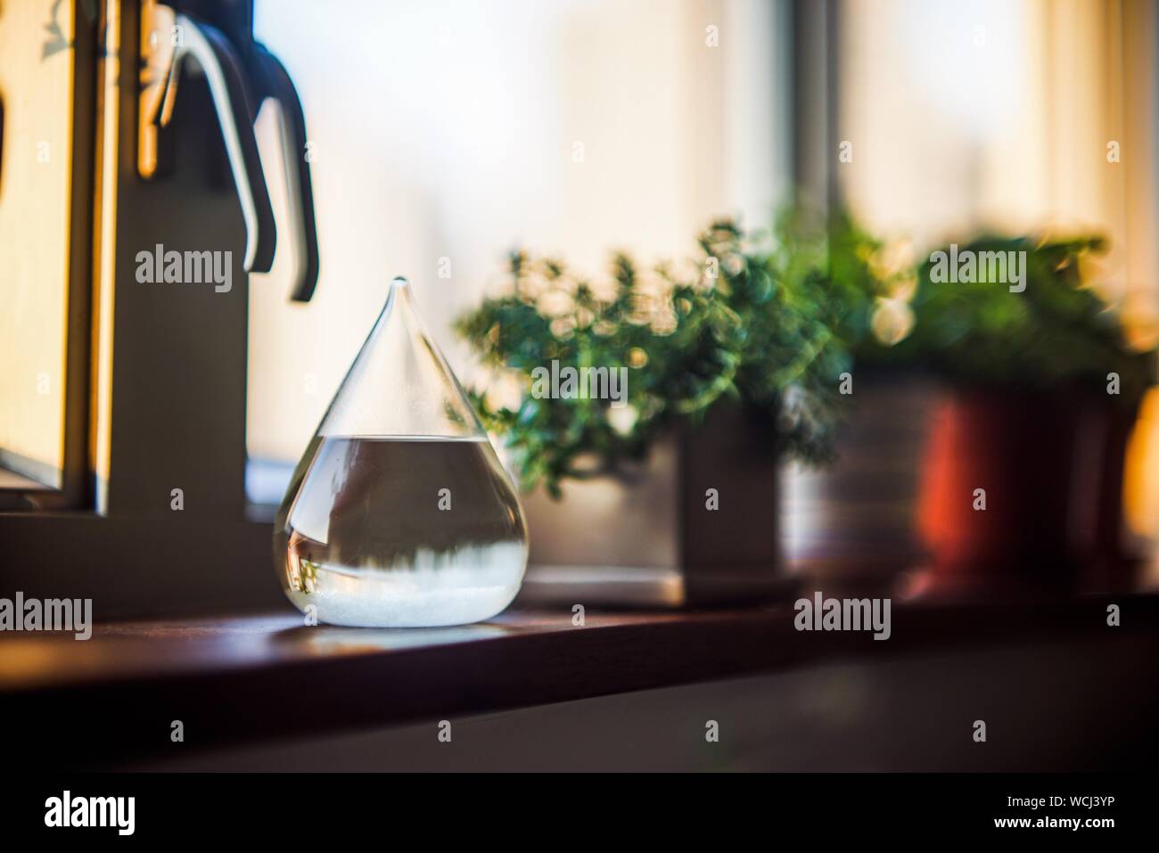 Sill water hi-res stock photography and images - Alamy