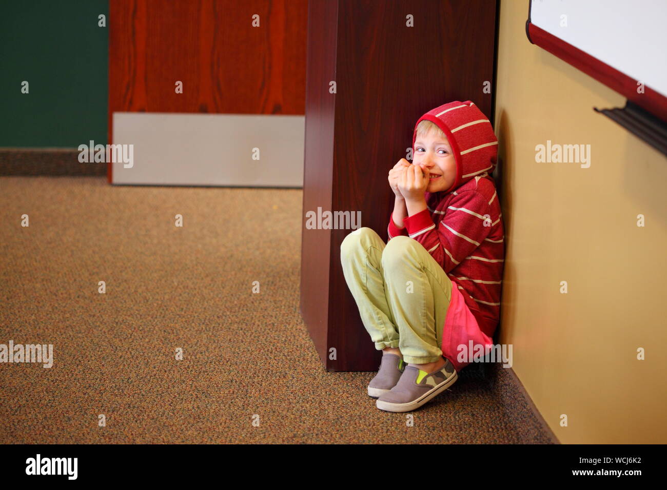 Child Looking Scared High Resolution Stock Photography and Images - Alamy