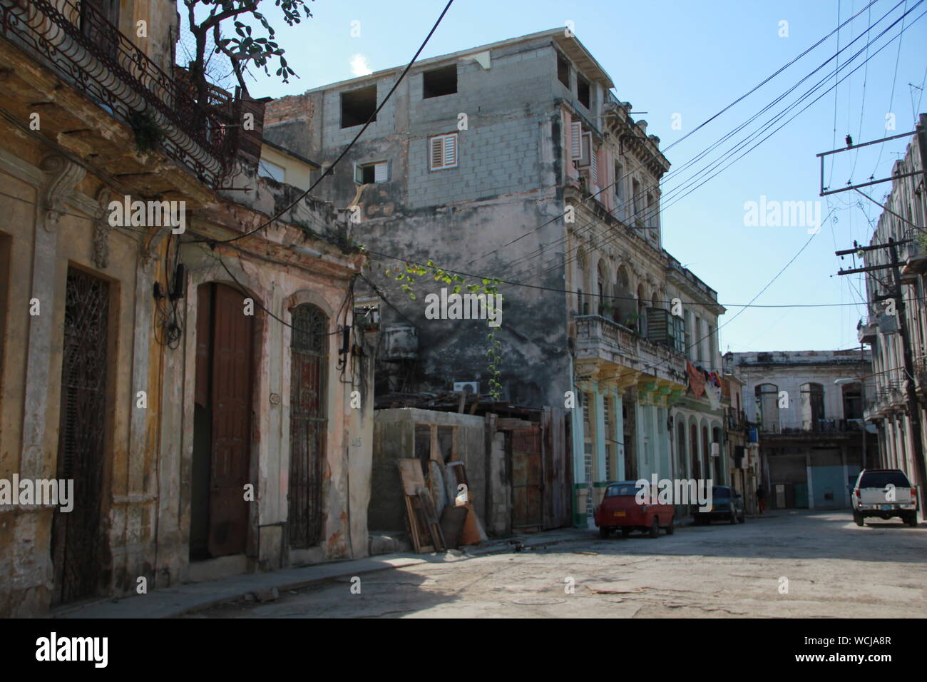 Desolate hi-res stock photography and images - Alamy