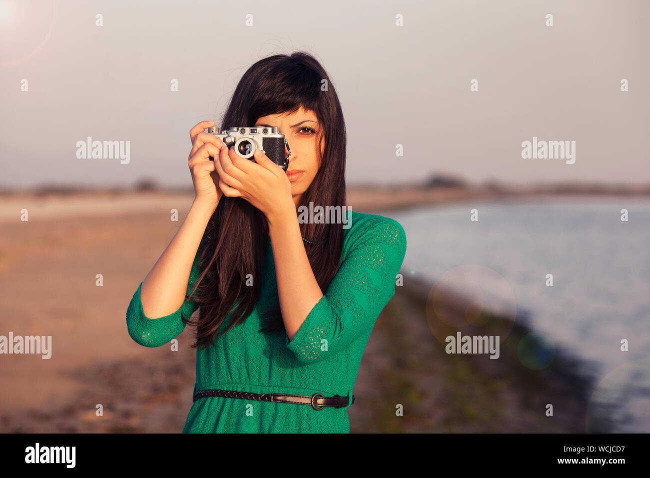 Camera beach hi-res stock photography and images - Alamy