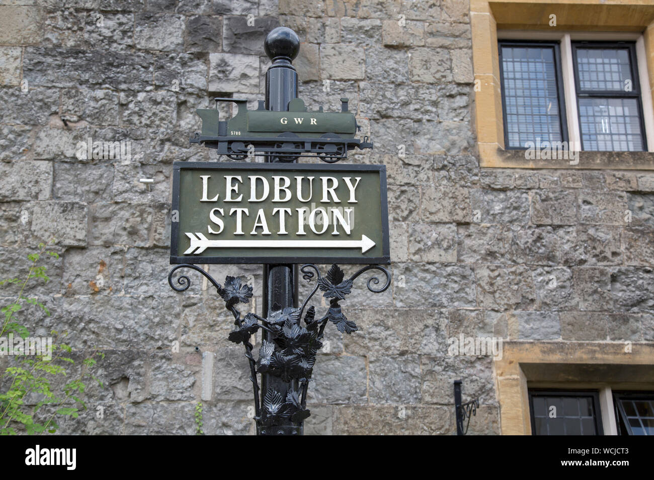 Ledbury Station Sign, Herefordshire; England; UK Stock Photo - Alamy