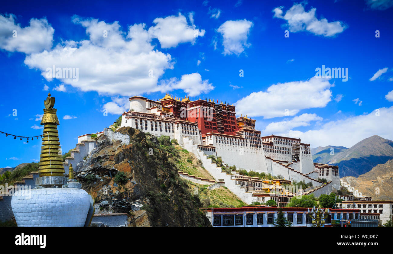 The Potala Palace High Resolution Stock Photography and Images - Alamy