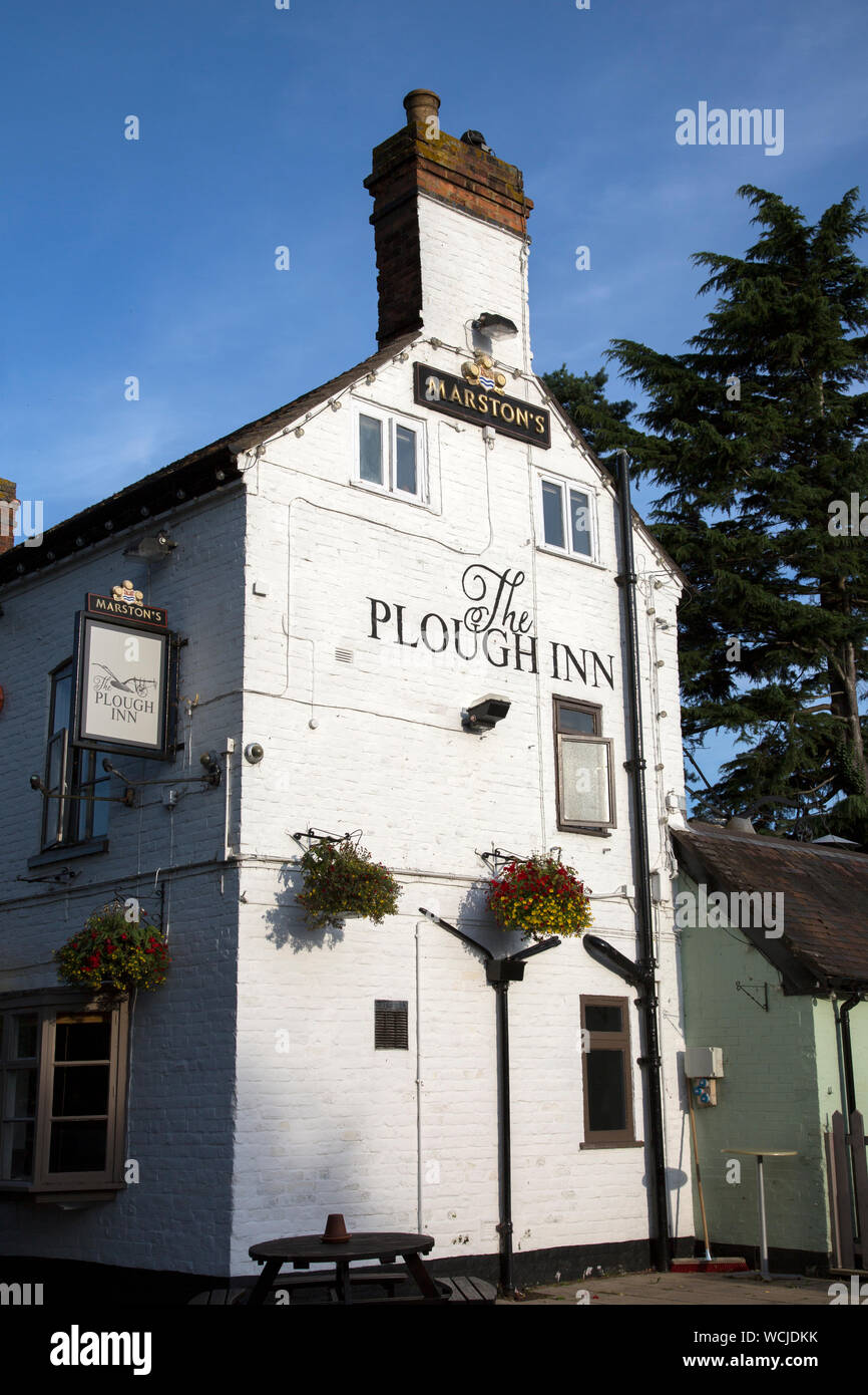 Plough pub sign hi-res stock photography and images - Alamy