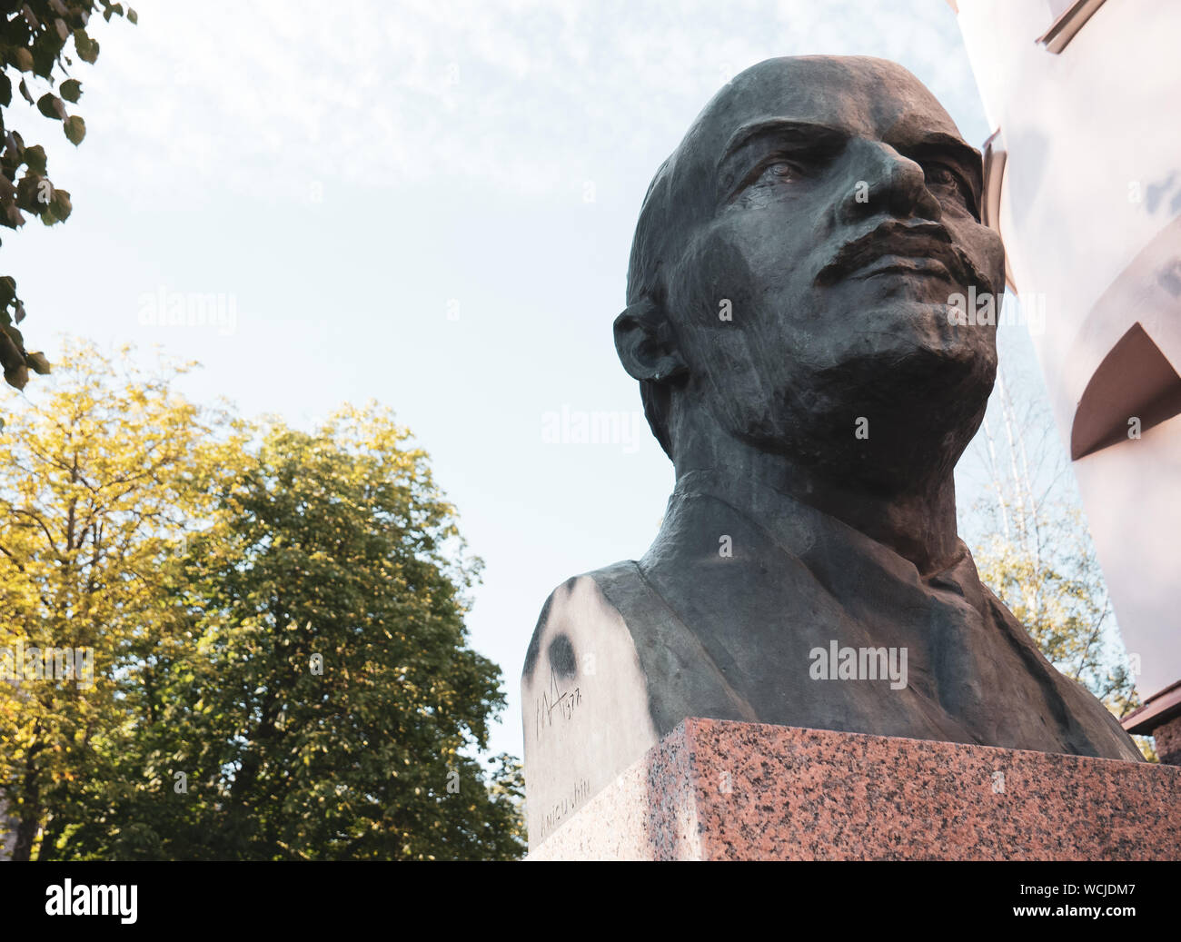 Statue of Lenin Stock Photo - Alamy