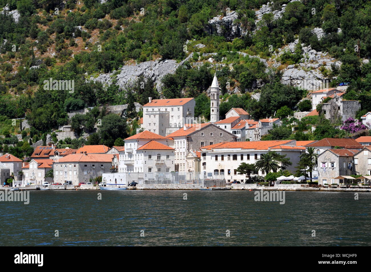 Human river hi-res stock photography and images - Alamy