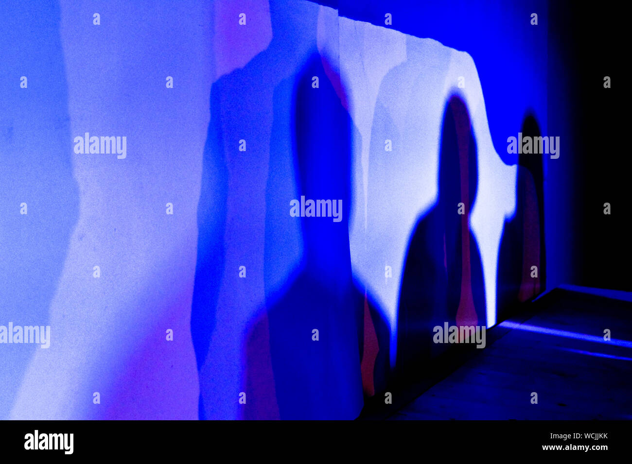 Shadow on stage hi-res stock photography and images - Alamy
