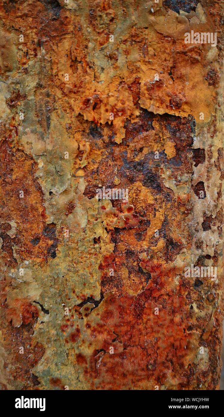 Damaged background hi-res stock photography and images - Alamy